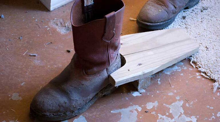 Best Boot Jacks For Cowboy Boots of 2025 - Savvy Scores
