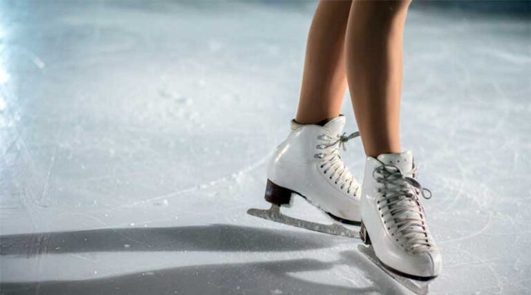 Best Figure Skates For Wide Feet 2026 - Savvy Scores